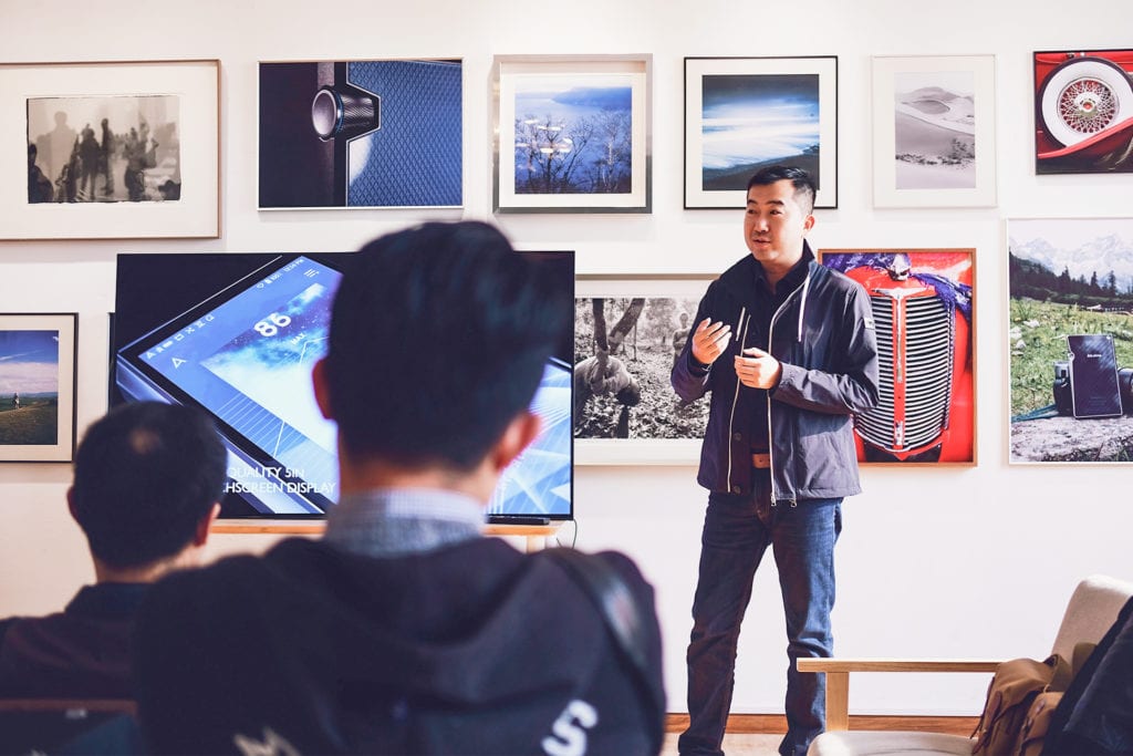 7 Ways to Work the Room Like a Star - The Edge, A Leader's Magazine