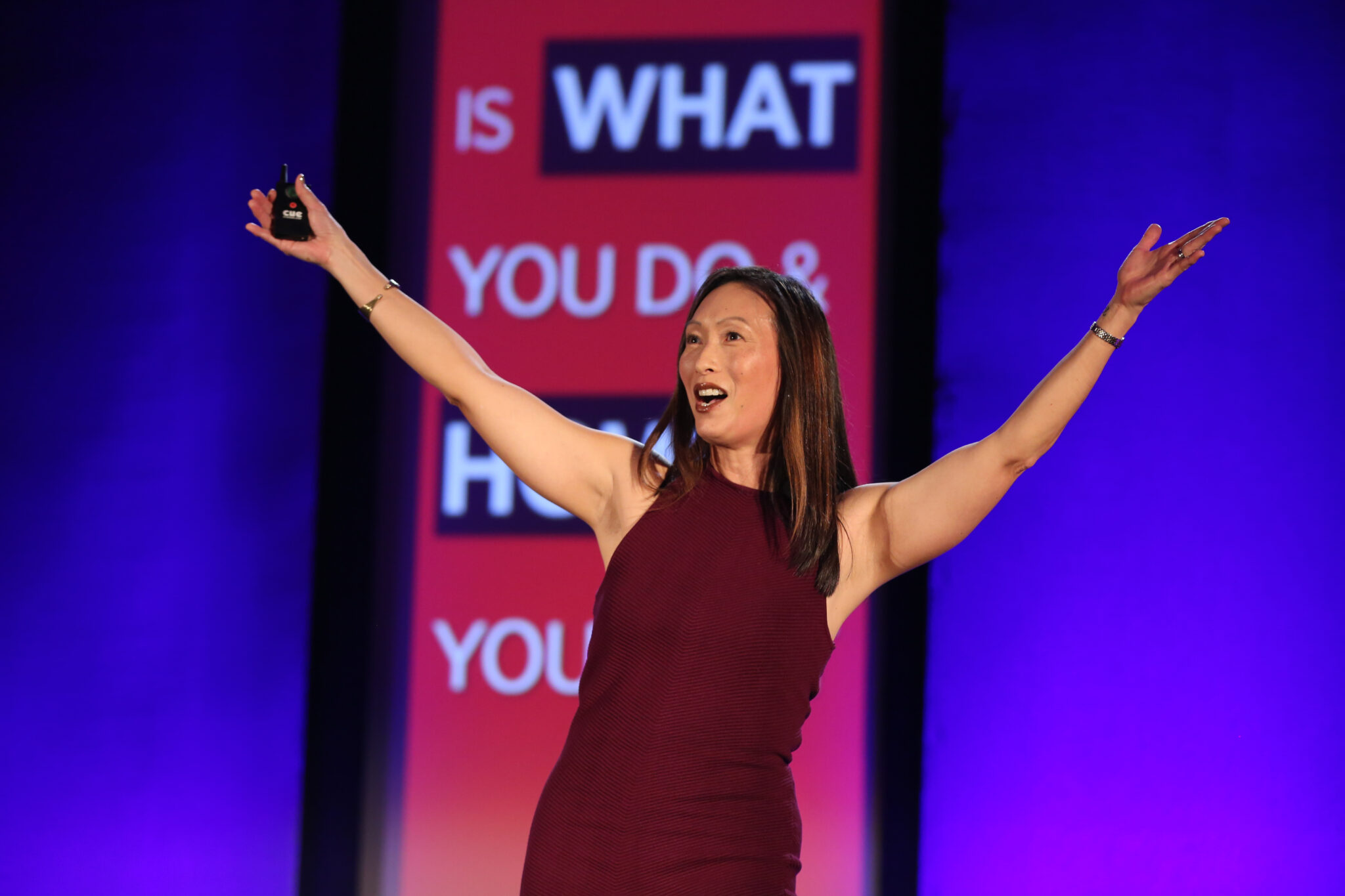 Denise Lee Yohn: Brand Expert, Author & Speaker - The Edge, A Leader's ...